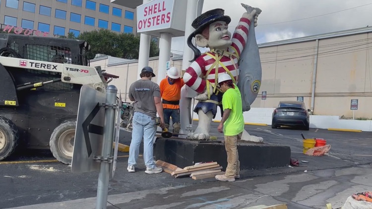 Sea Island's 10-foot-tall mascot is stepping away from his post for now ...