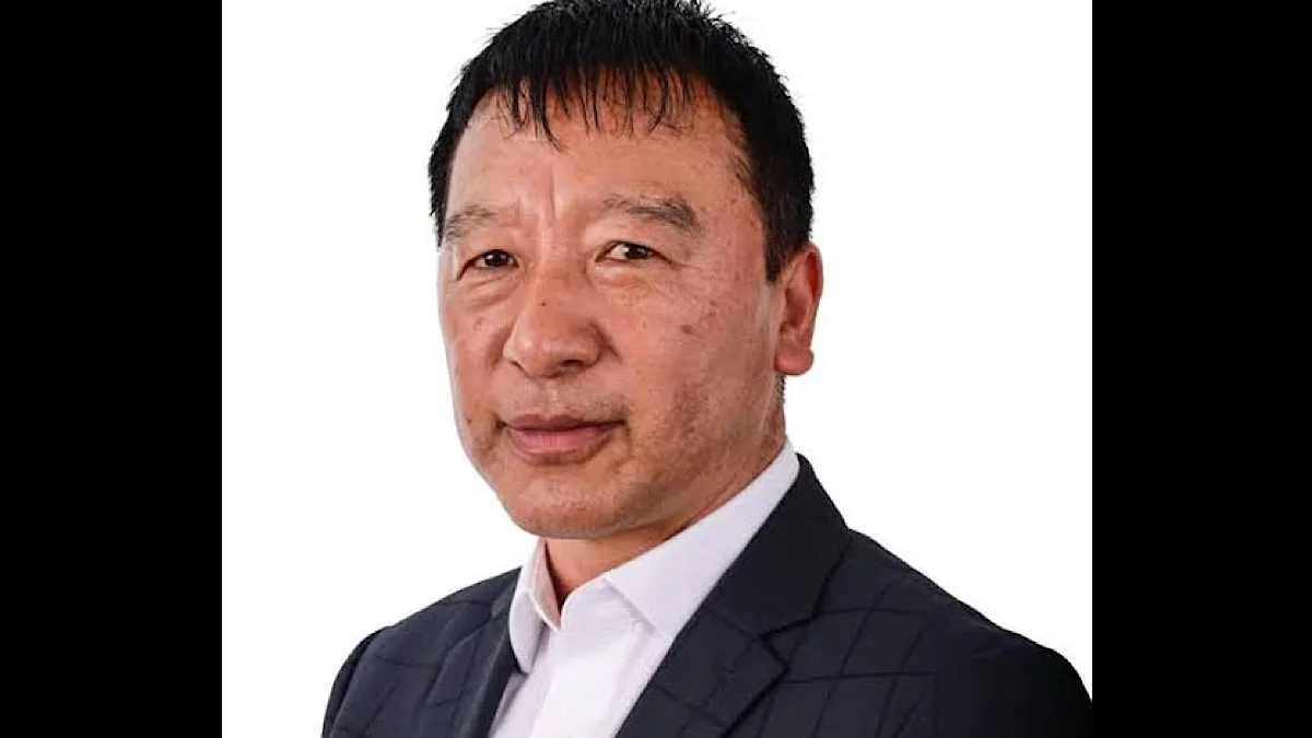 Tourism minister pushes for eco-tourism model for development