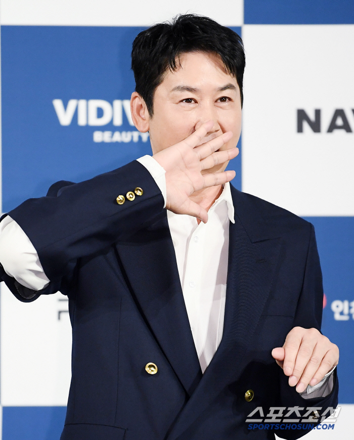 'BSA 핸드프린팅' 신동엽 "'SNL' 부활 숨은 공신=이병헌, 너무 고맙다"