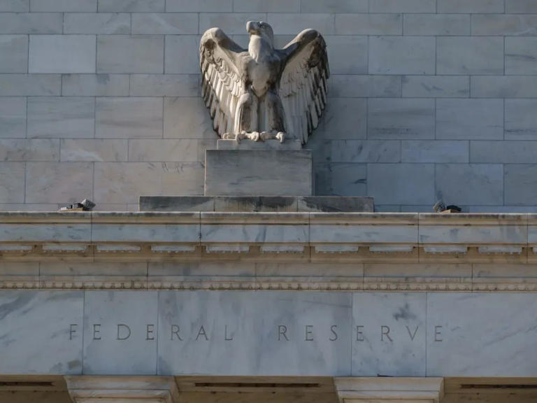 Kansas City Fed’s Jeffrey Schmid Aligns With Powell’s ‘Wait-And-See ...