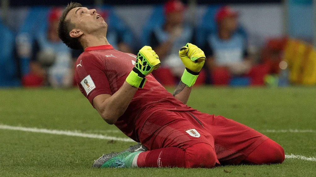 Fernando Muslera, portero de Selección Uruguaya, refuerza a Estudiantes ...