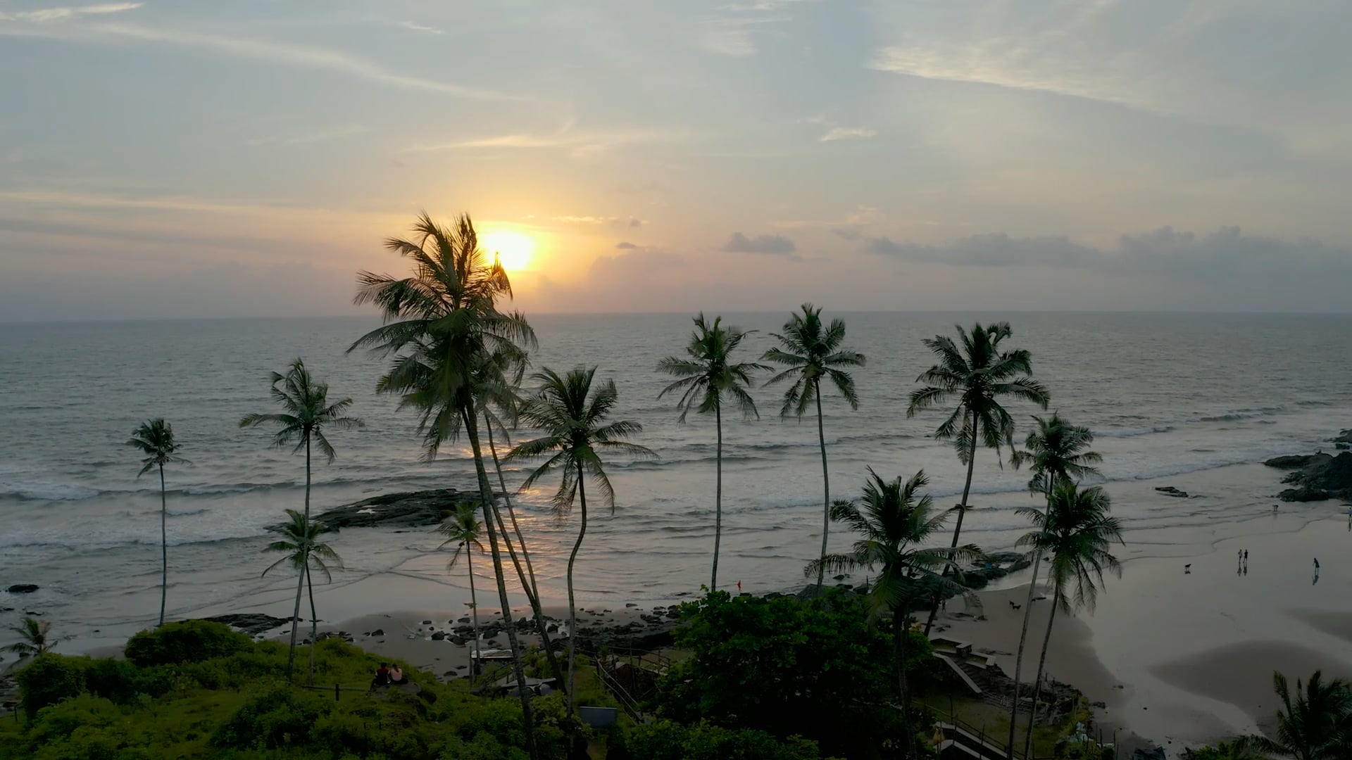 Descubra las playas de Goa con serenas vistas aéreas.