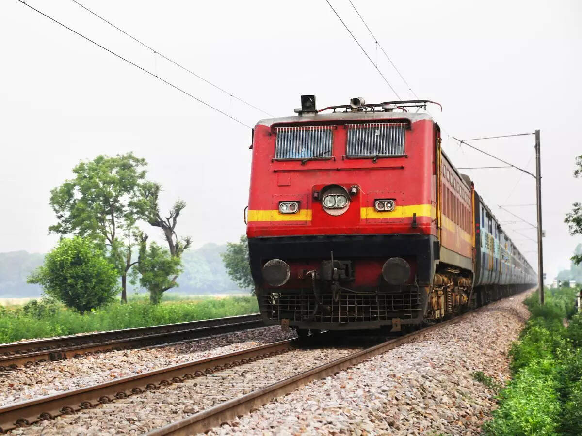 Train delayed, AC not working? Get a refund from Indian Railways by ...