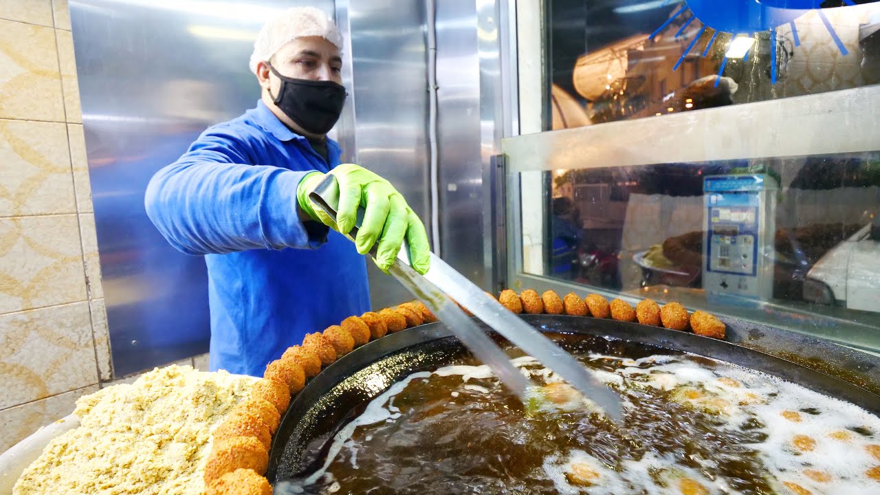 The Best Street Food In Lebanon - Shawarma, Falafel & Kaakeh | Beirut ...