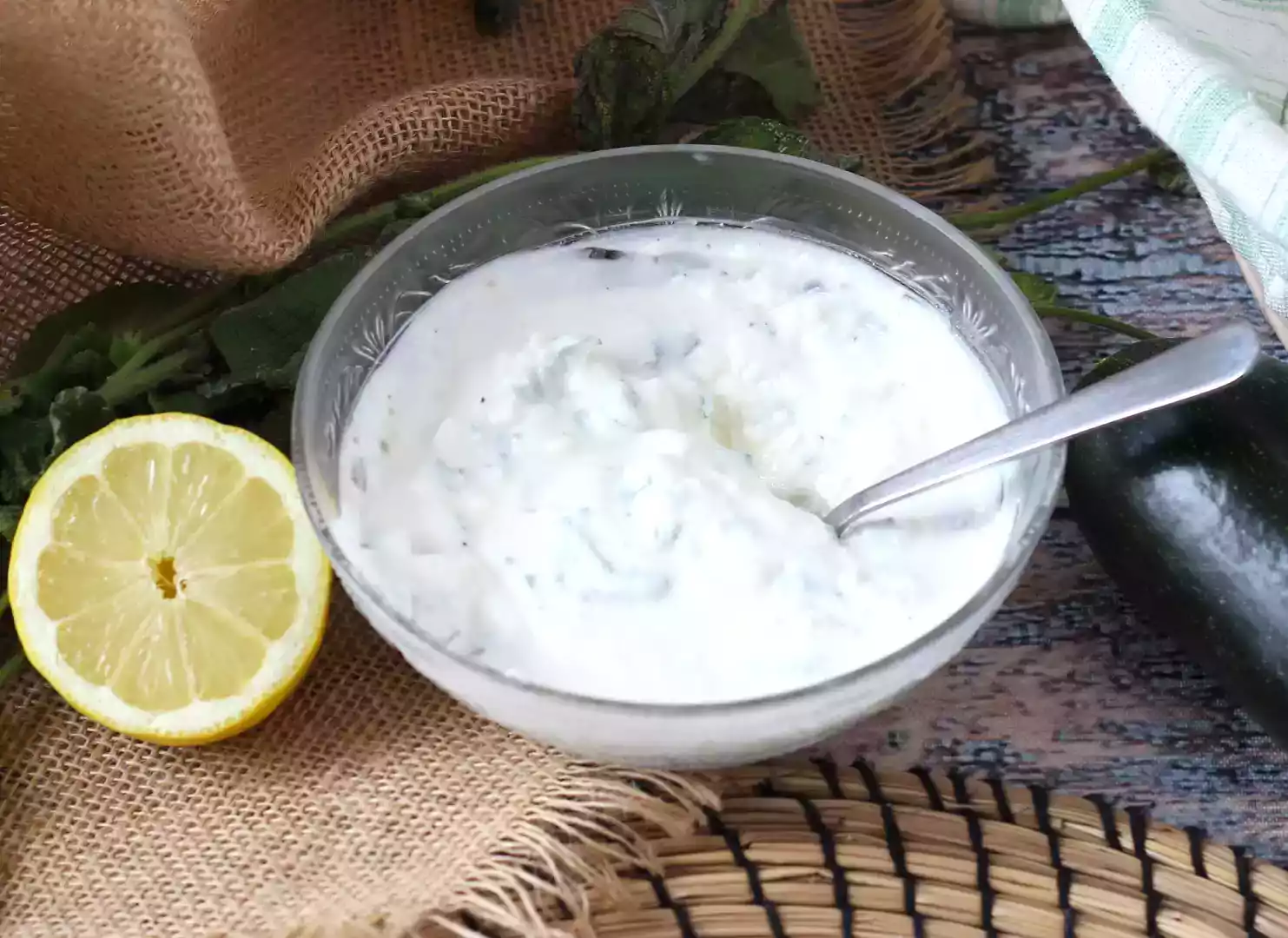 Yogurt, feta, lemon and mint sauce, super fresh!