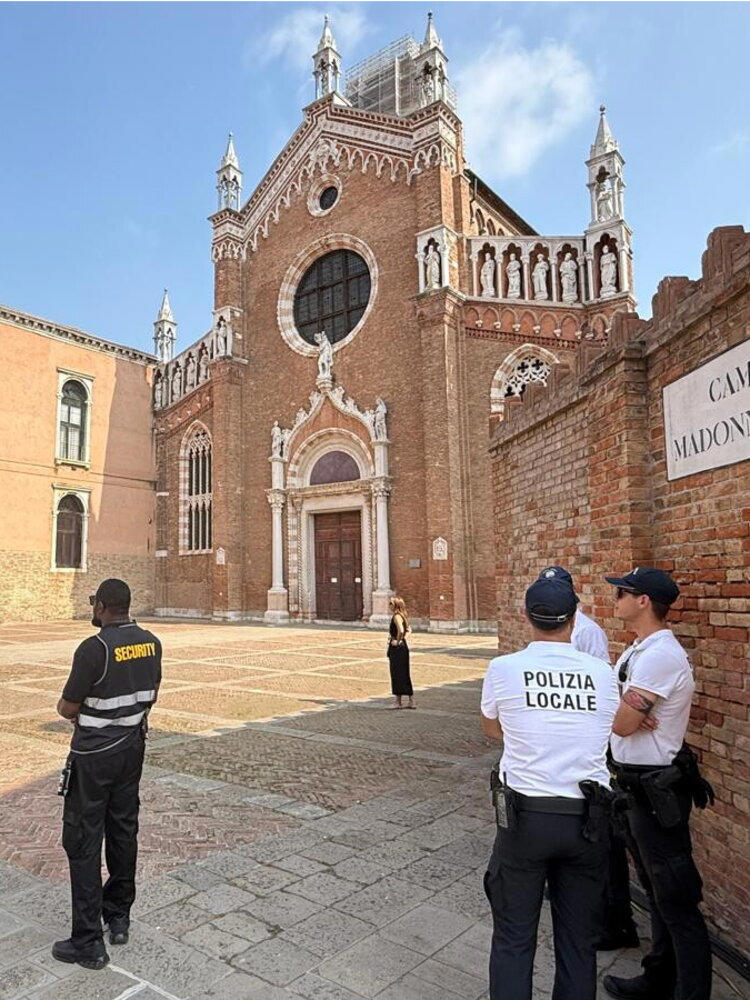 Nozze Bezos, security e catering a Madonna dell'Orto