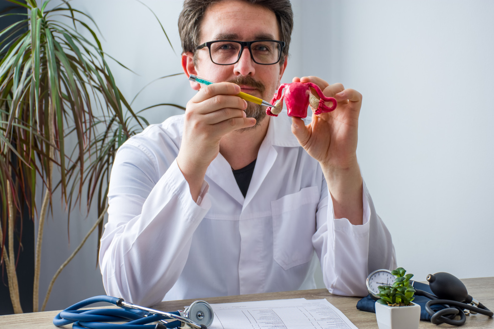 Die Warnzeichen der Ruptur einer Eierstockzyste