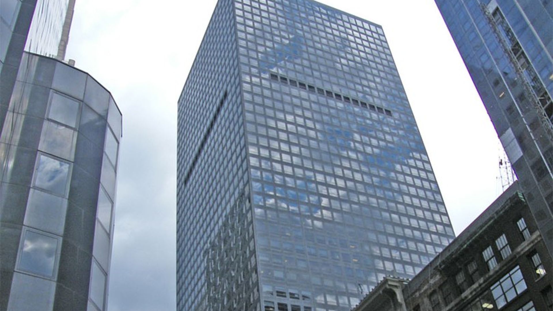 Amazon CEO Jeff Bezos's Path To Build A Business Giant From Scratch