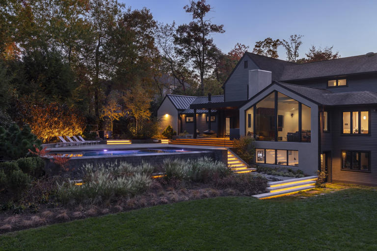 5 Genius Ideas Using Smart Outdoor Lighting to Make Your Garden Come ...