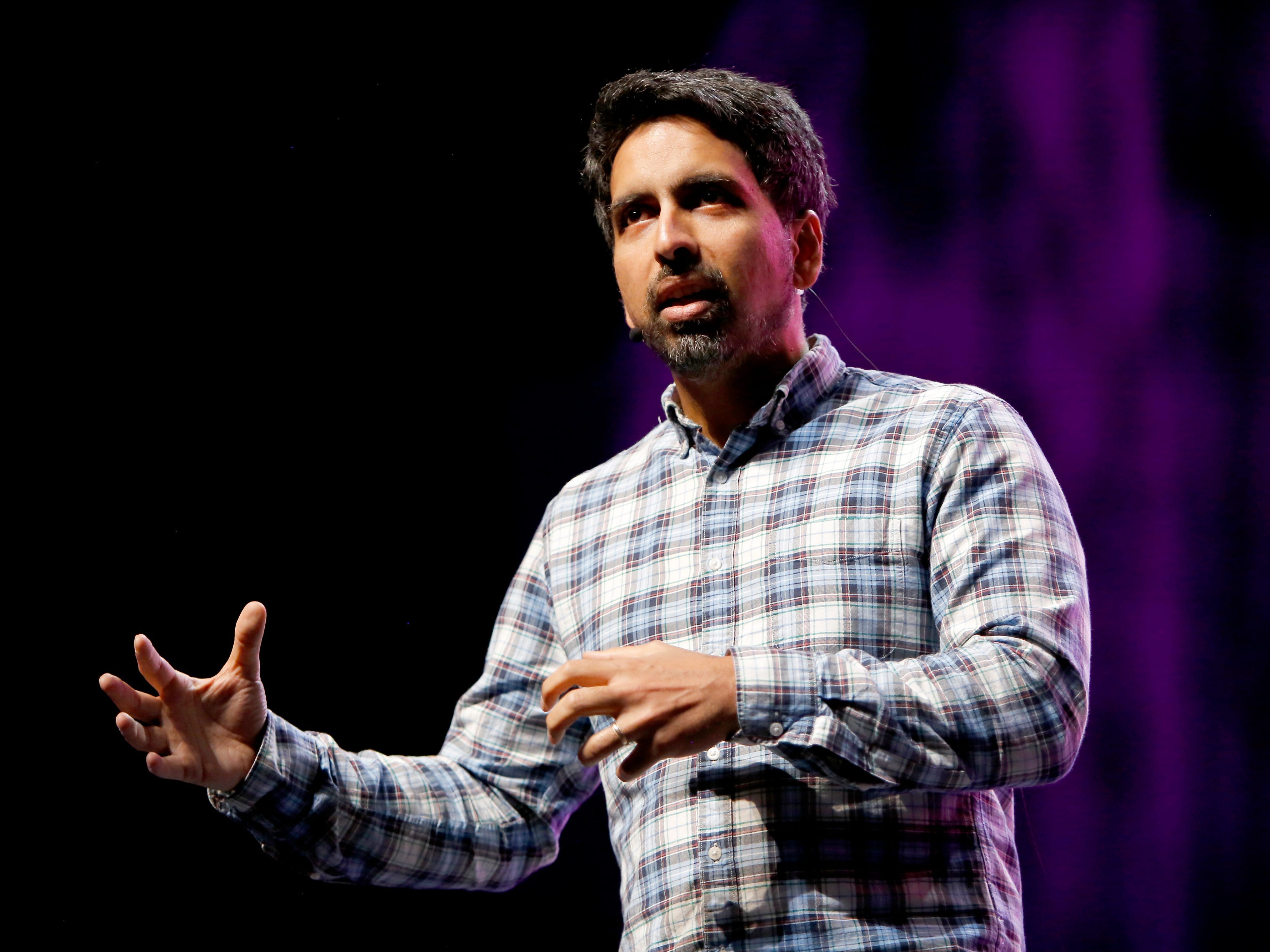 Khan Academy CEO predicts AI in the classroom will be like 5 'amazing ...