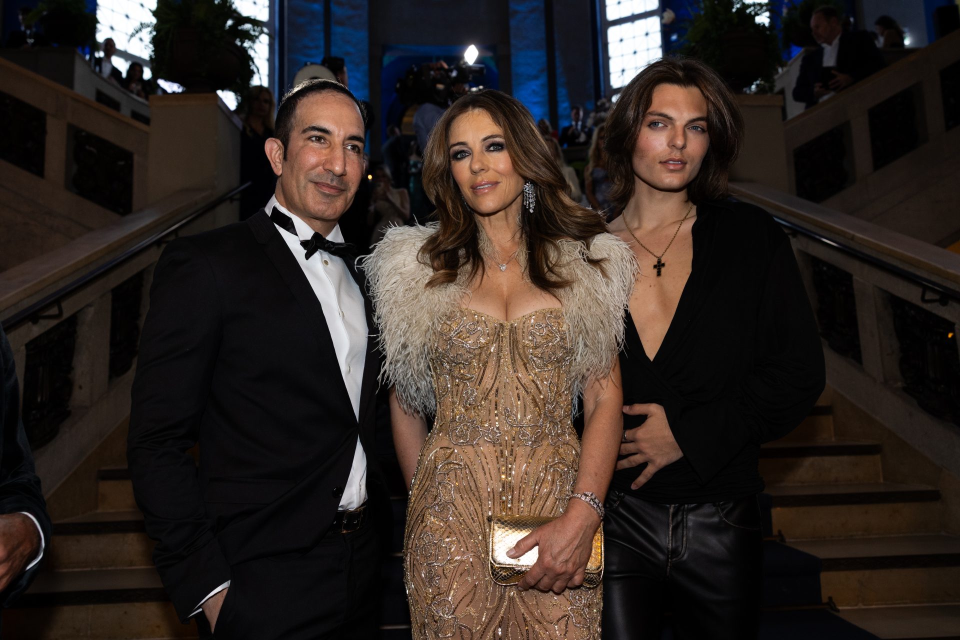 Vom Beauty-Doc zur Ikone: Dr. Fatemi transformiert Leben