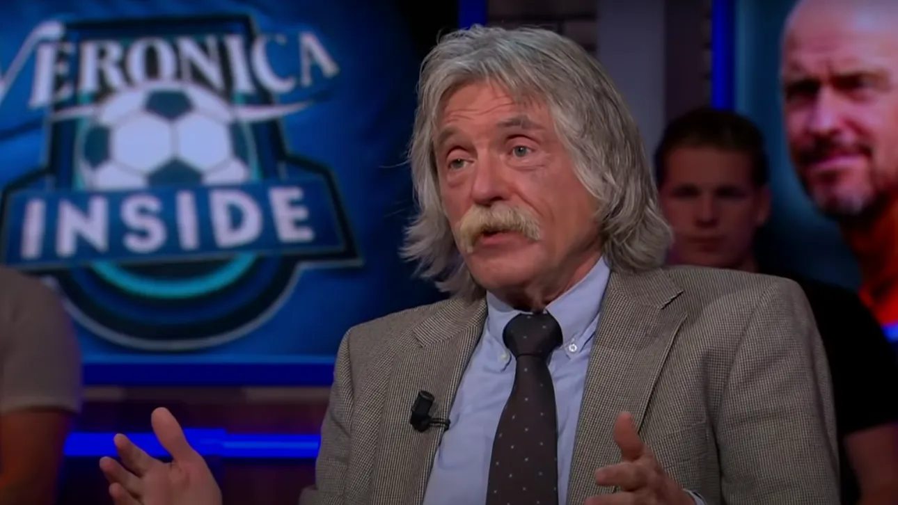 Hoe rijk is Johan Derksen? Het vermogen en salaris van 'De Snor'