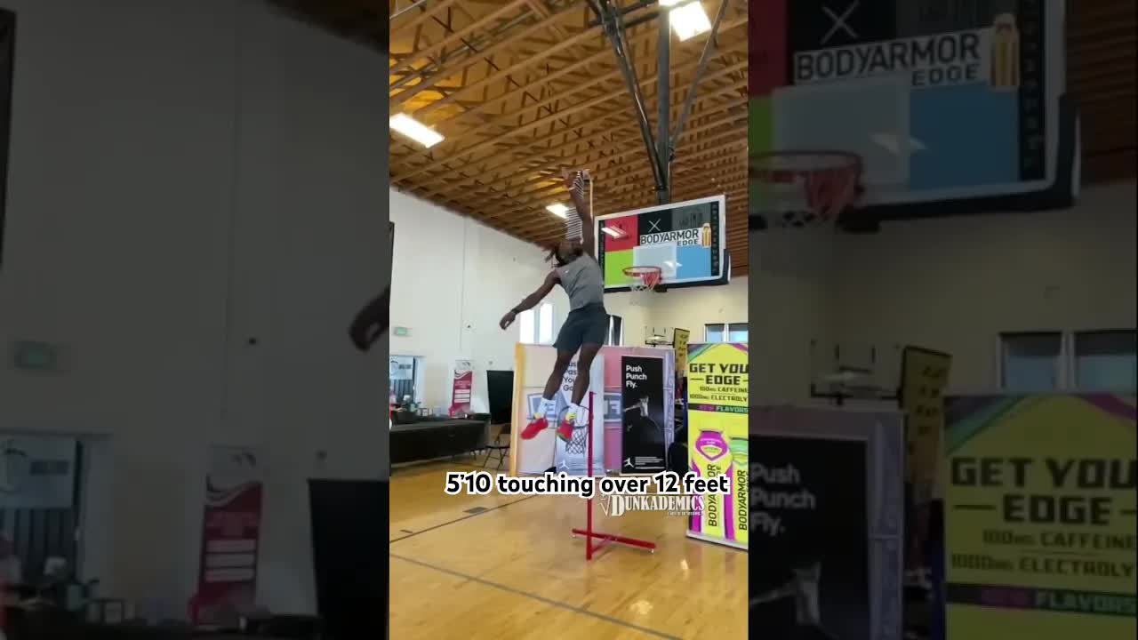 kingdac: 5'10 athlete jumps over 12 feet!