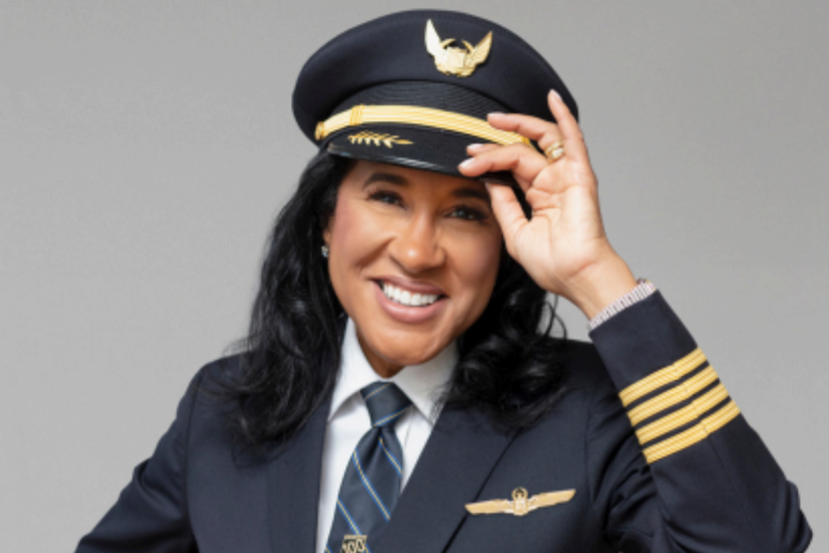 Meet the woman who became a United Airlines pilot at 50 after 20 years as a journalist and brand ...