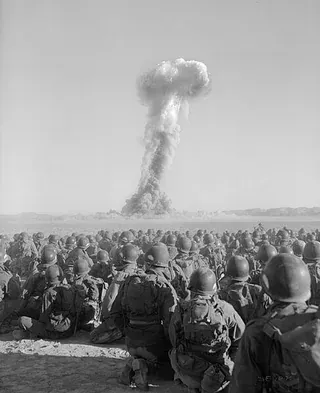 50 Rare Historical Photos of the World in 1951