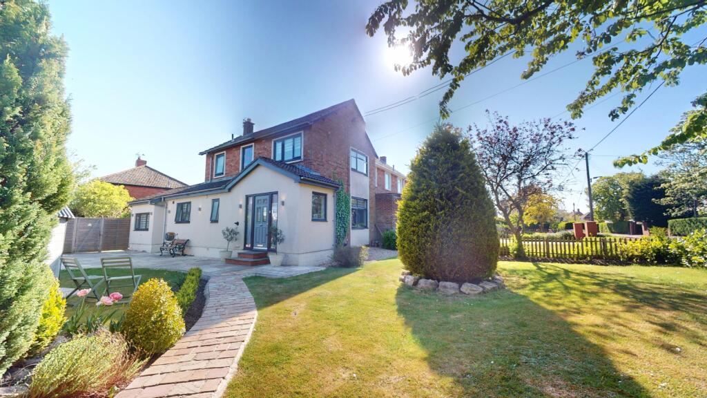 I love the look and layout of this £475,000 Cleadon home’s family room