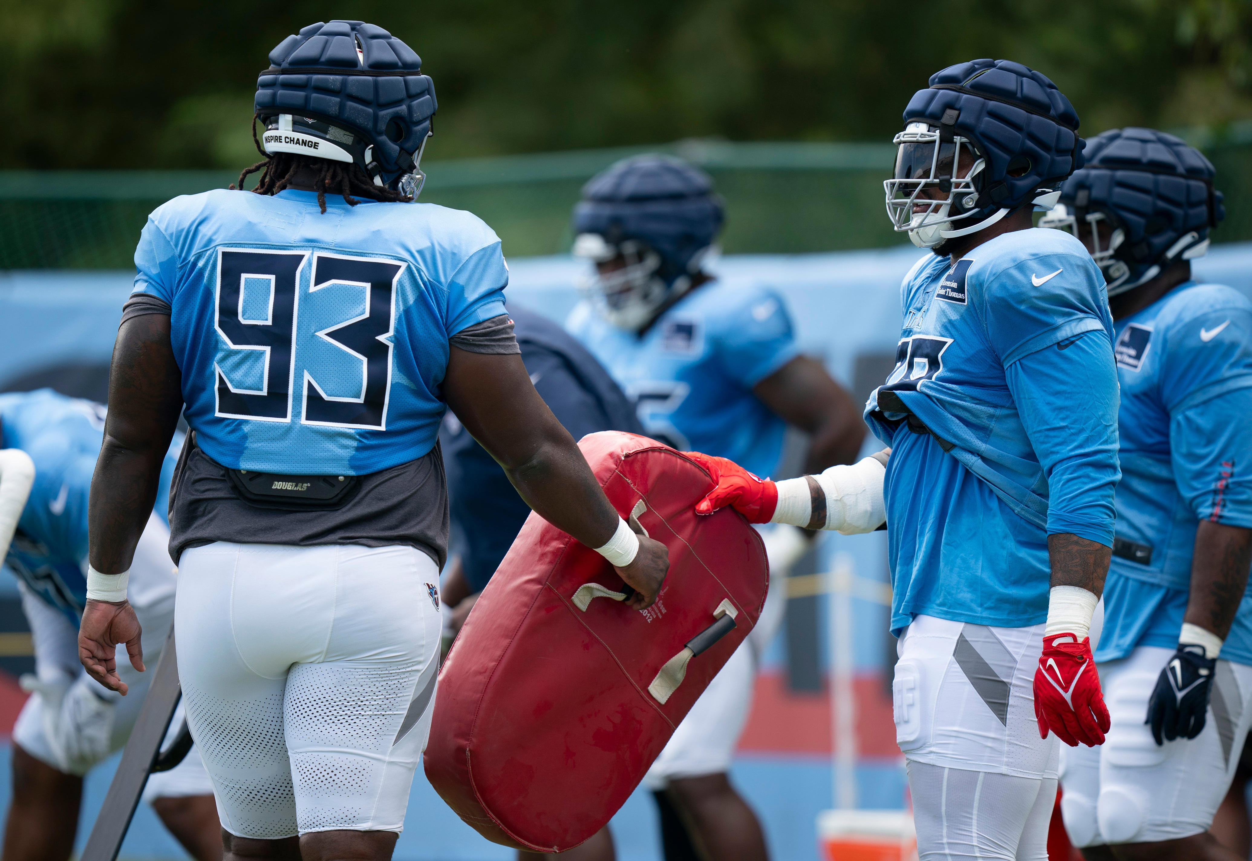 Where does Tennessee Titans' defensive line rank among NFL's 32 teams?