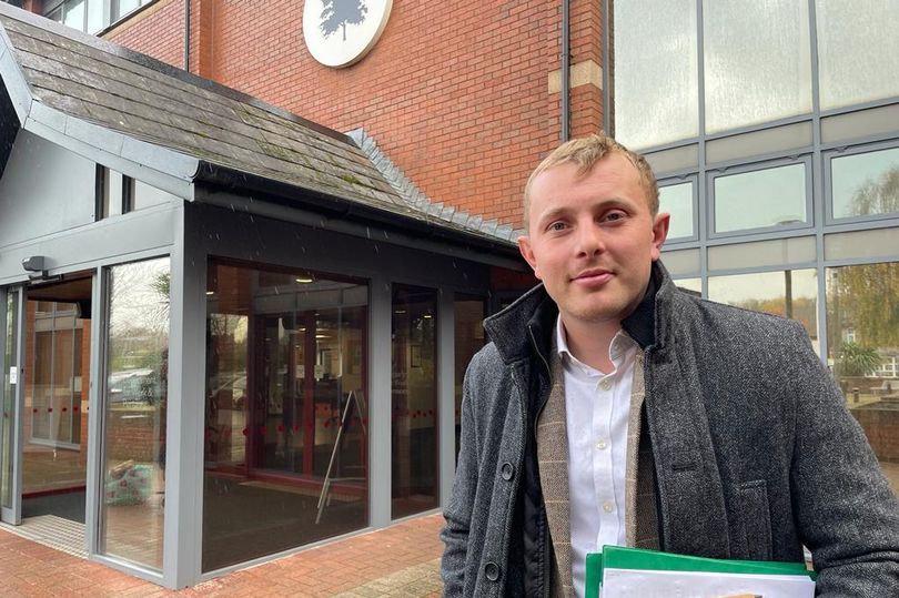 Ashfield District Council deputy leader admits having 'out of control' dogs