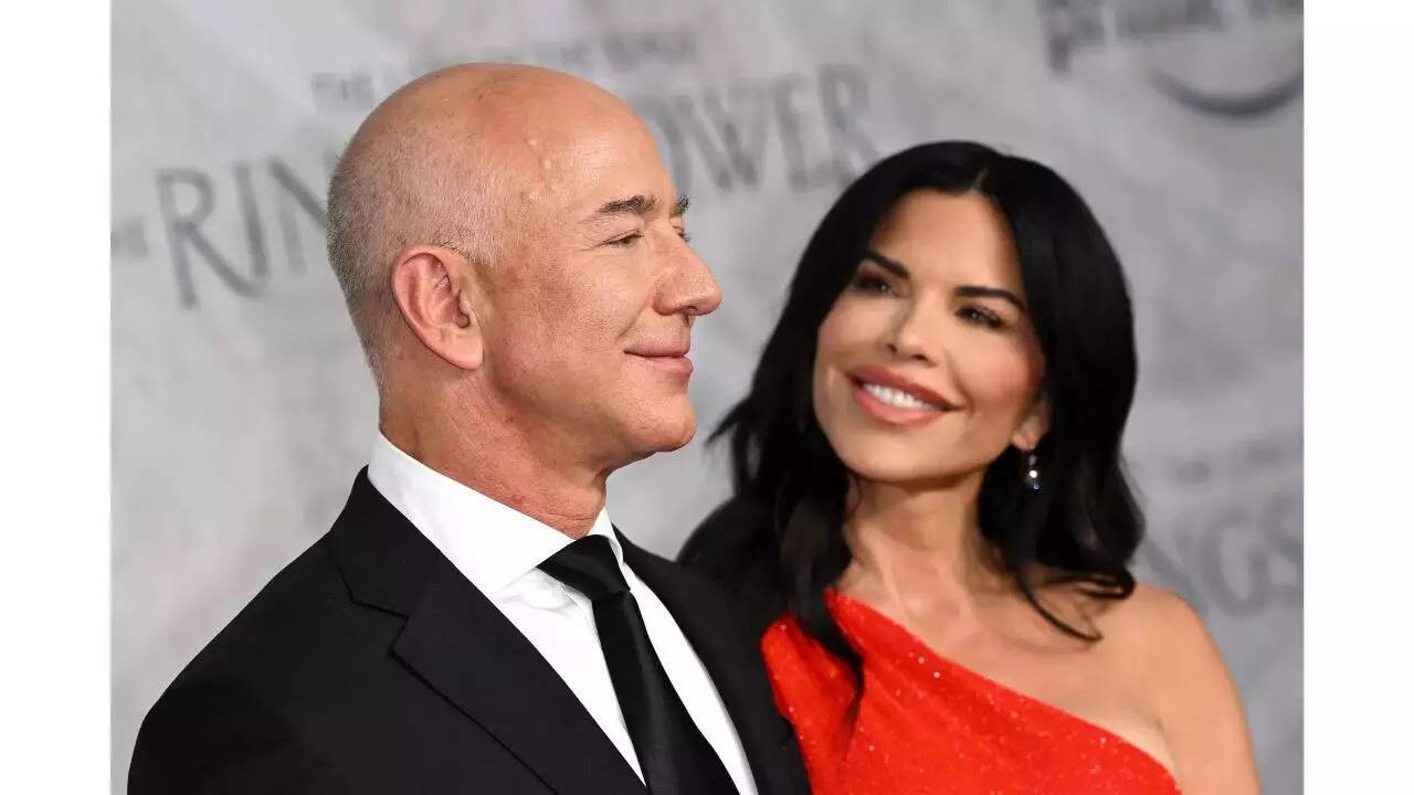 Amazon founder Jeff Bezos and Lauren Sanchez wedding party venue ...