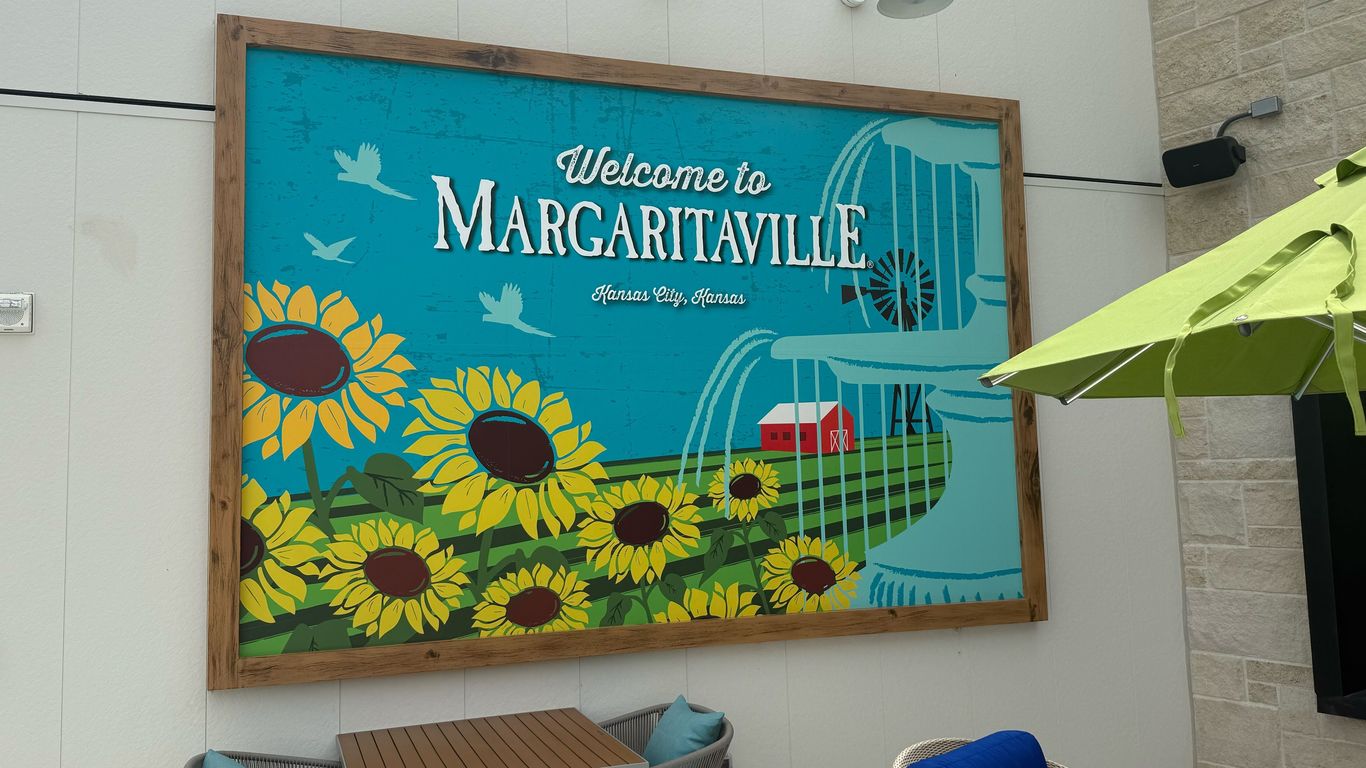 Margaritaville in KCK offers local discounts and day passes