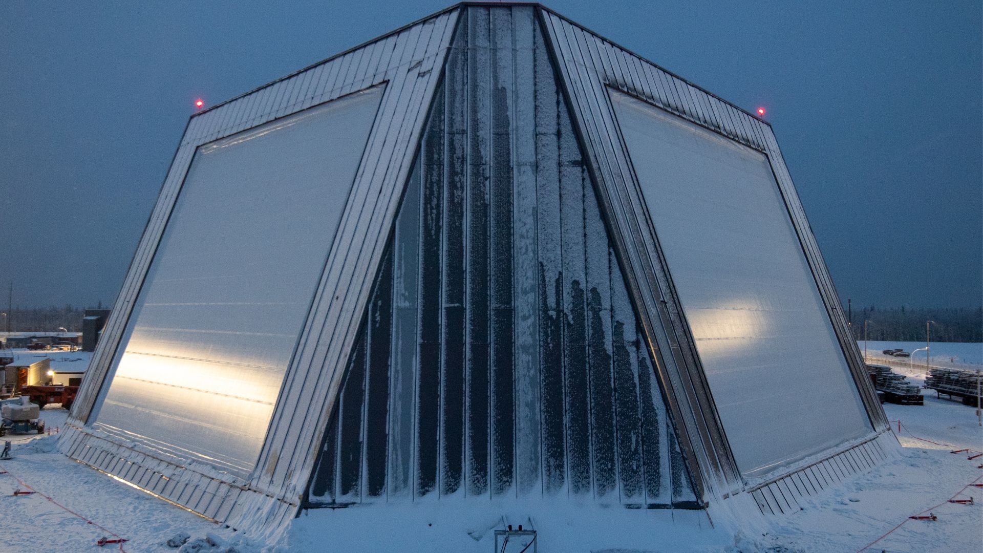 US long-range radar tracks live ballistic missile, brings Golden Dome ...