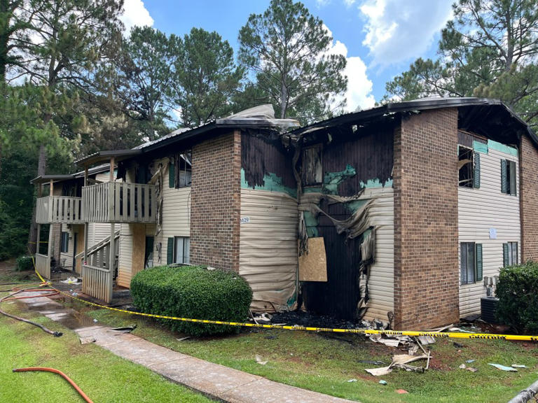 Alabama community steps up to help families displaced by apartment building fire
