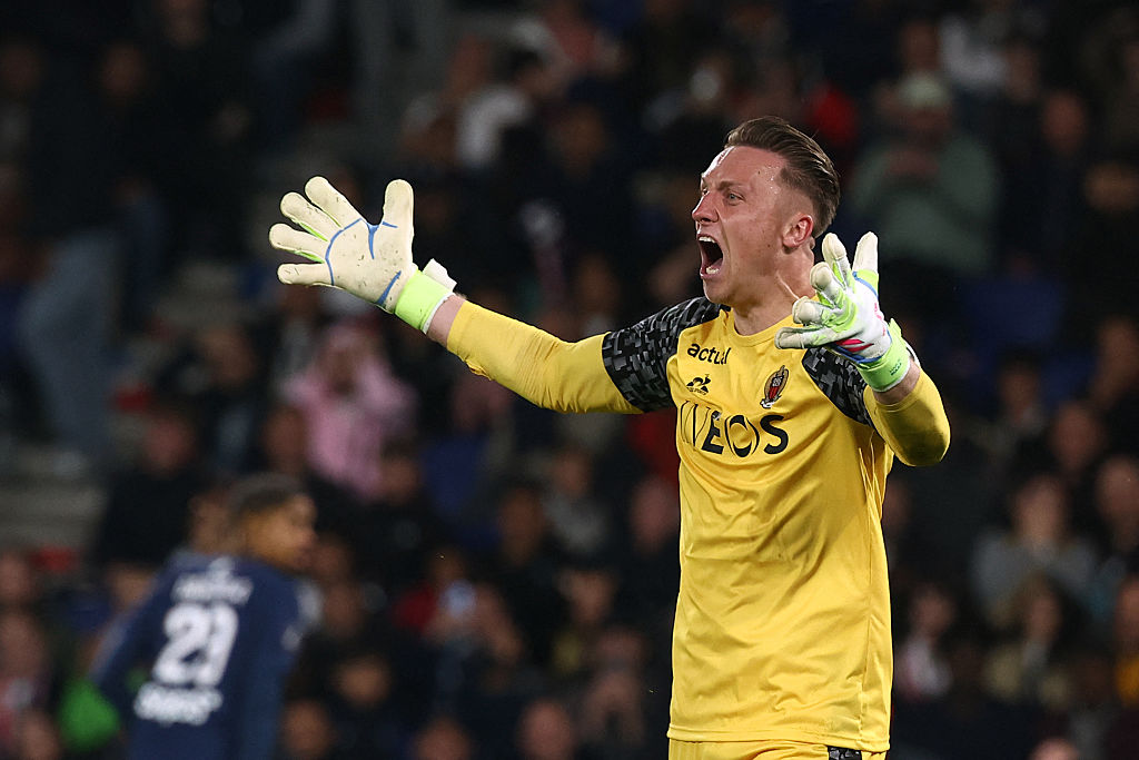 Marcin Bulka transfer twist as Saudi club Neom close in on Sunderland ...