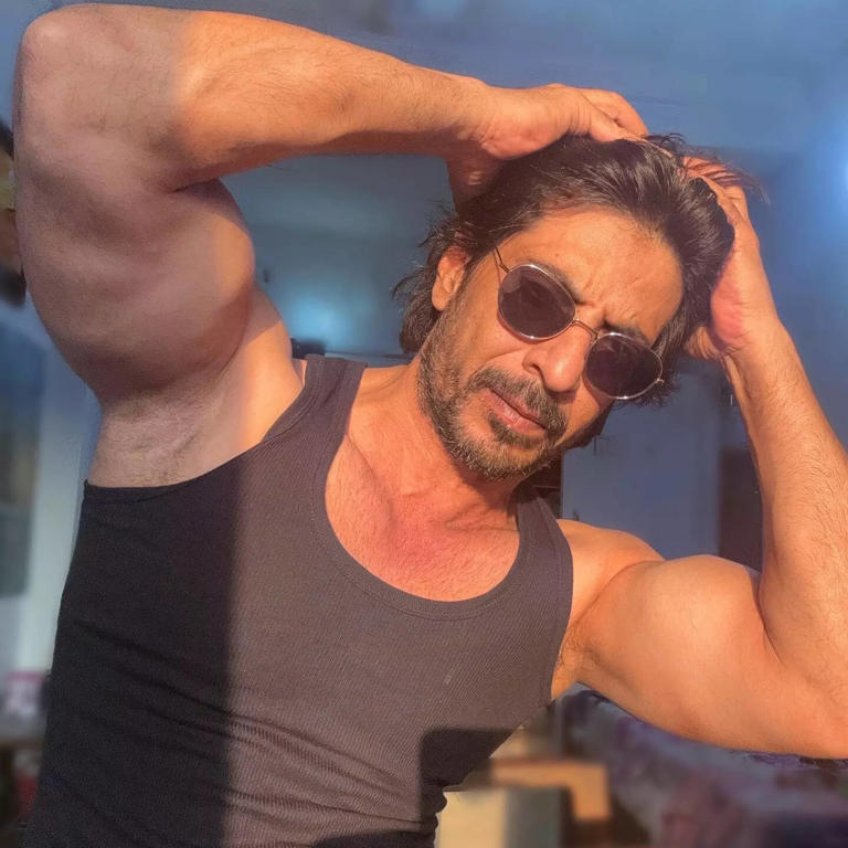 Ibrahim Qadri as Shah Rukh Khan: The man who looks like the superstar ...