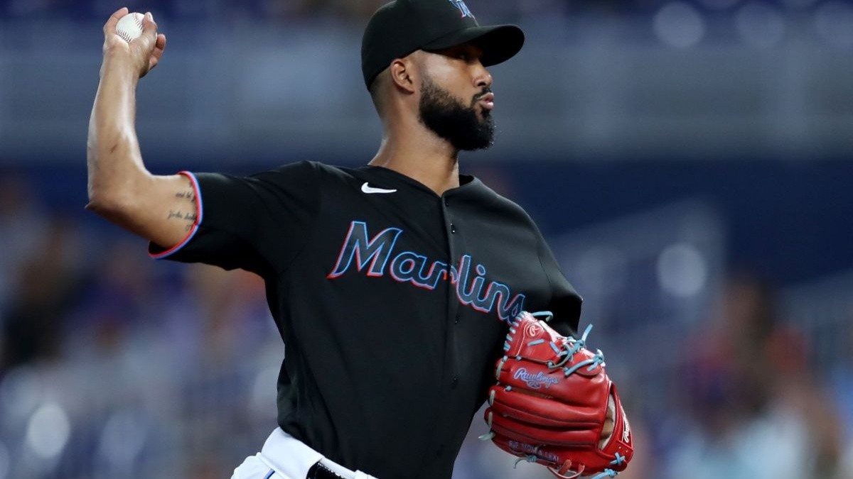 MLB: Cubs Aim High in Trade Market; Eyeing a Cy Young Winner and a ...