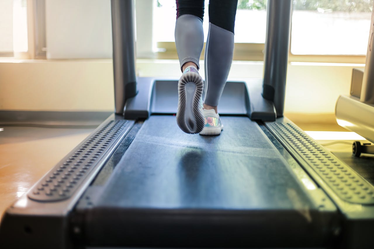11 Things Frugal People Never Buy New