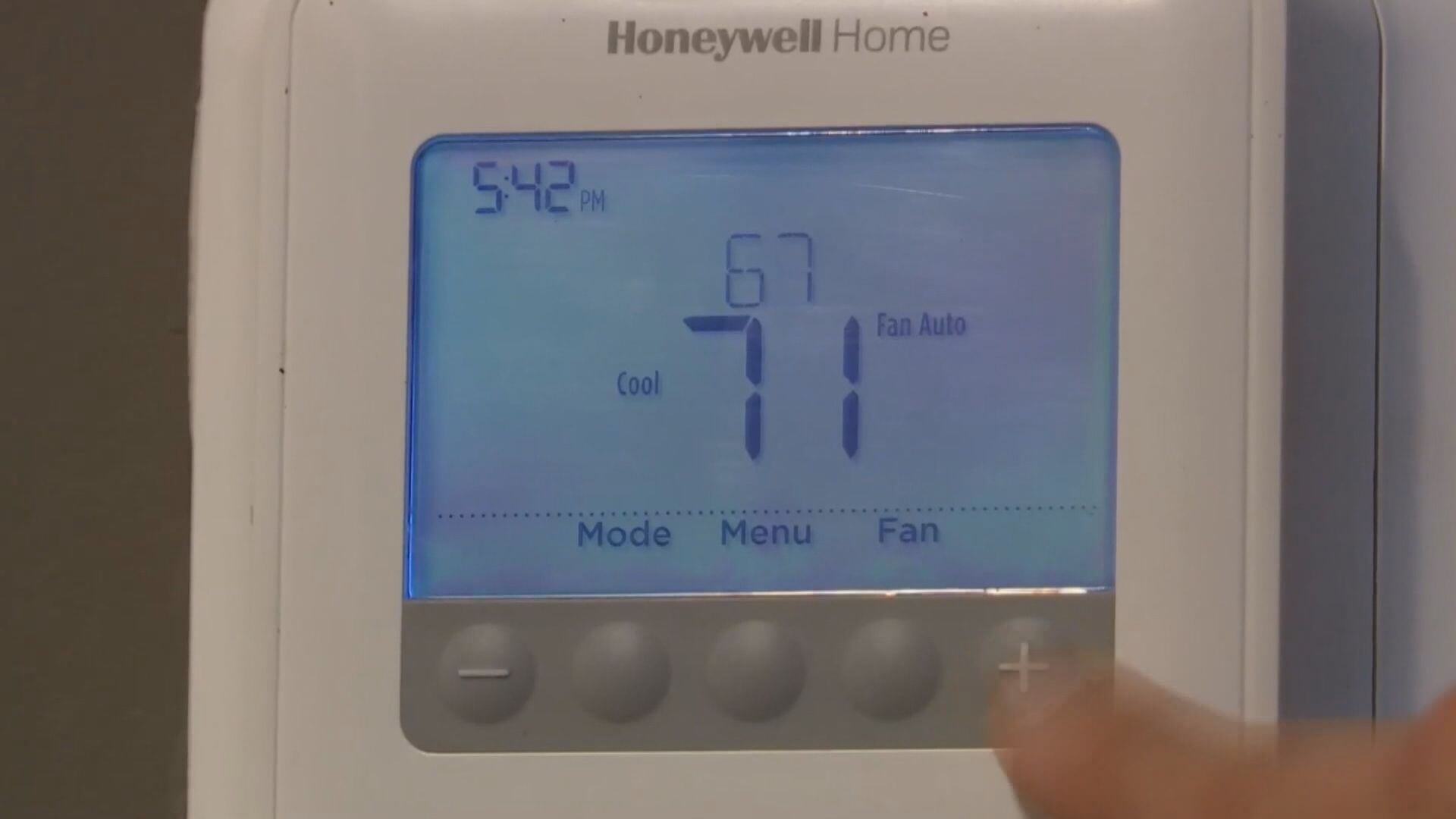 Tips to help conserve energy during high heat