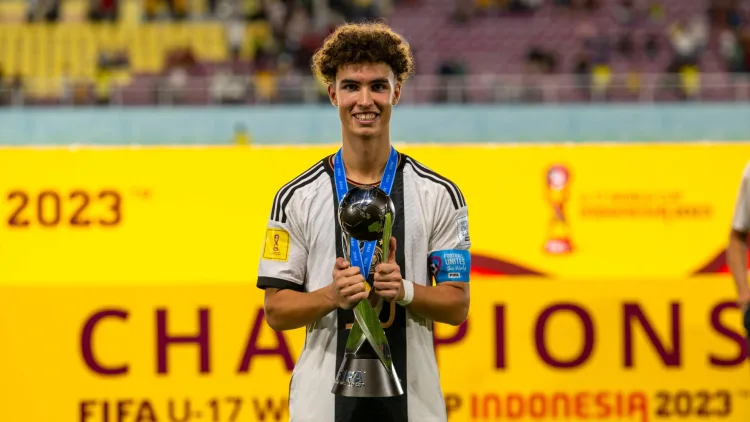 Barcelona Transfer News: Blaugrana sell €1 billion player for less than ...