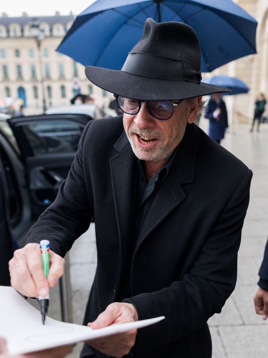 Tim Burton shares his opinion on Mexico's perspective regarding death