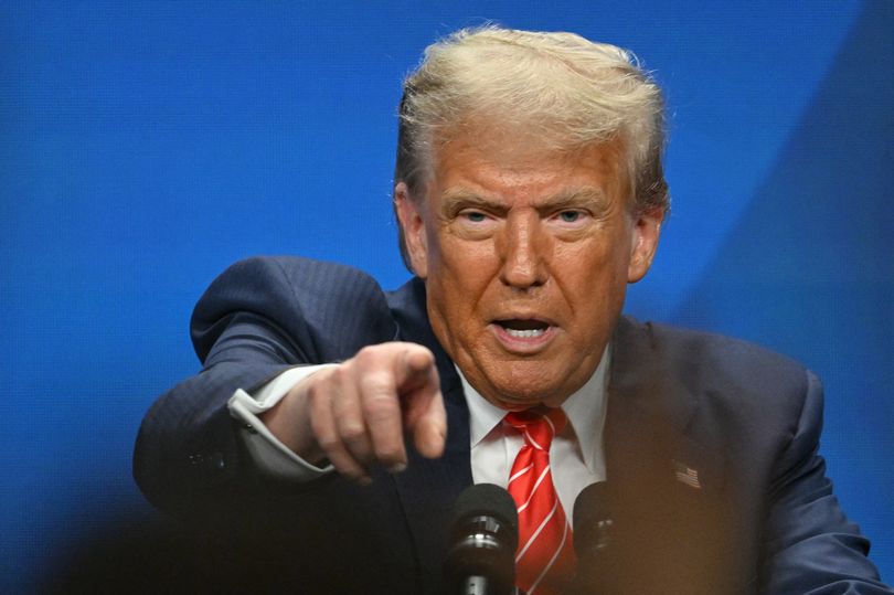 Donald Trump asks journalist at a press conference most obvious ...