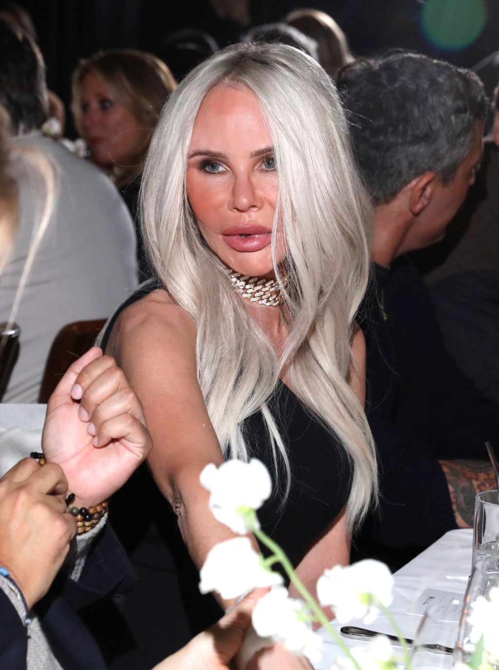 Glam wife of Getty oil heir smashes Porsche into parked car, leaves ...