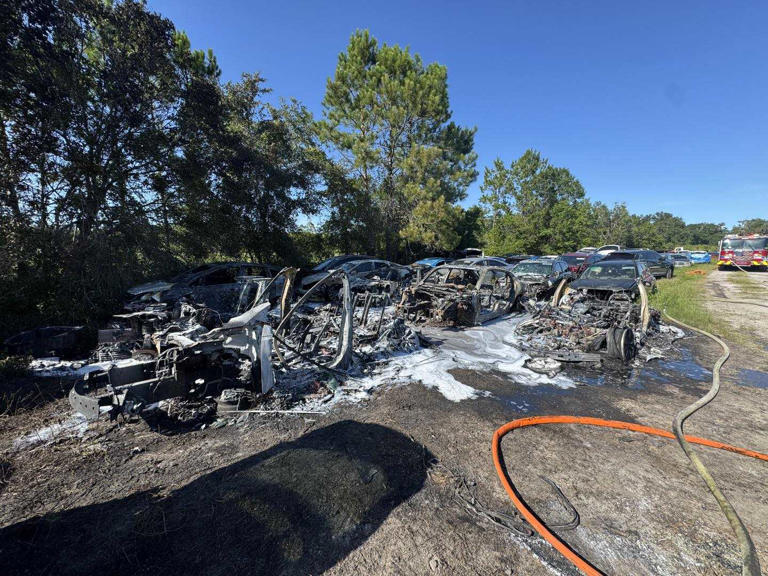 16 vehicles involved in Palm Coast car fire