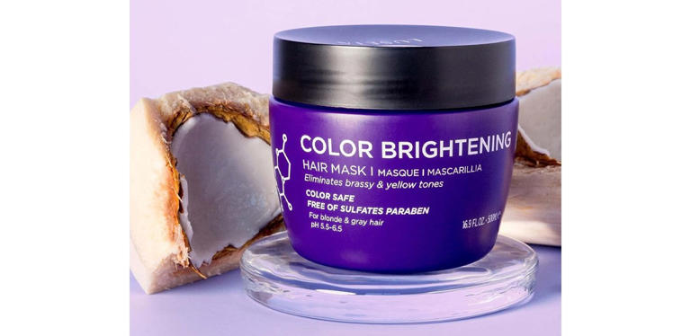 Shampoos and conditioners that protect your hair from UV rays and chlorines