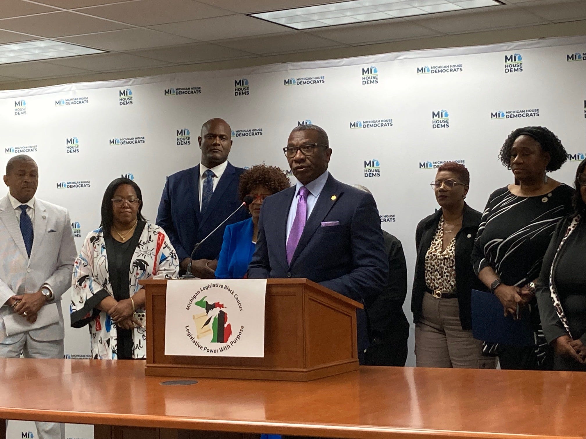 Black lawmakers, NAACP voice support for MSP director amid attempts to ...