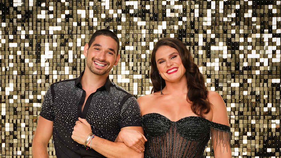 Ilona Maher Wants This SI Swimsuit Model on ‘Dancing With the Stars ...