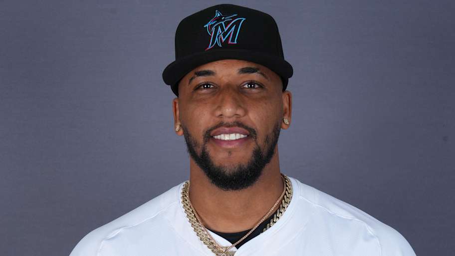Blue Jays trade for Marlins pitcher who just made his MLB debut