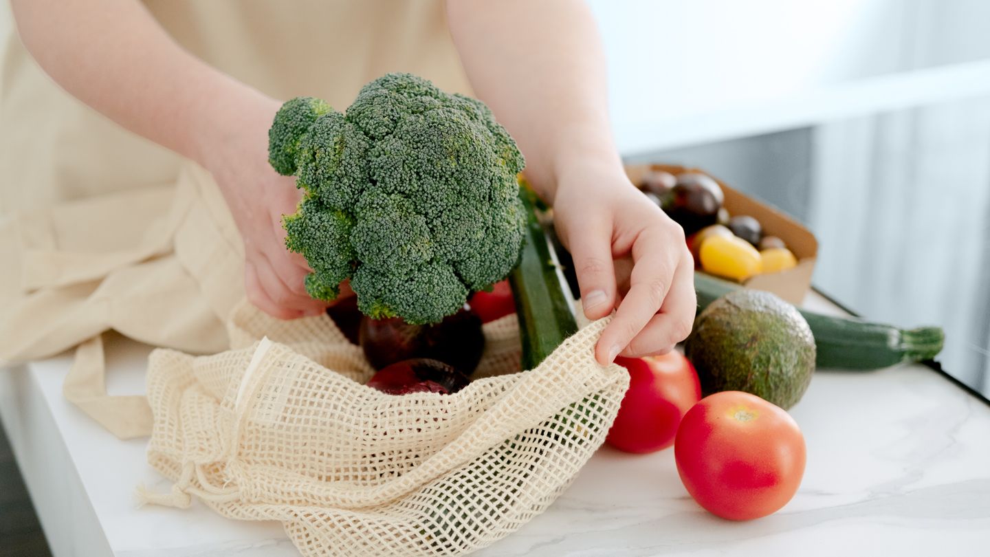 6 Foods That May Help Prevent Colon Cancer