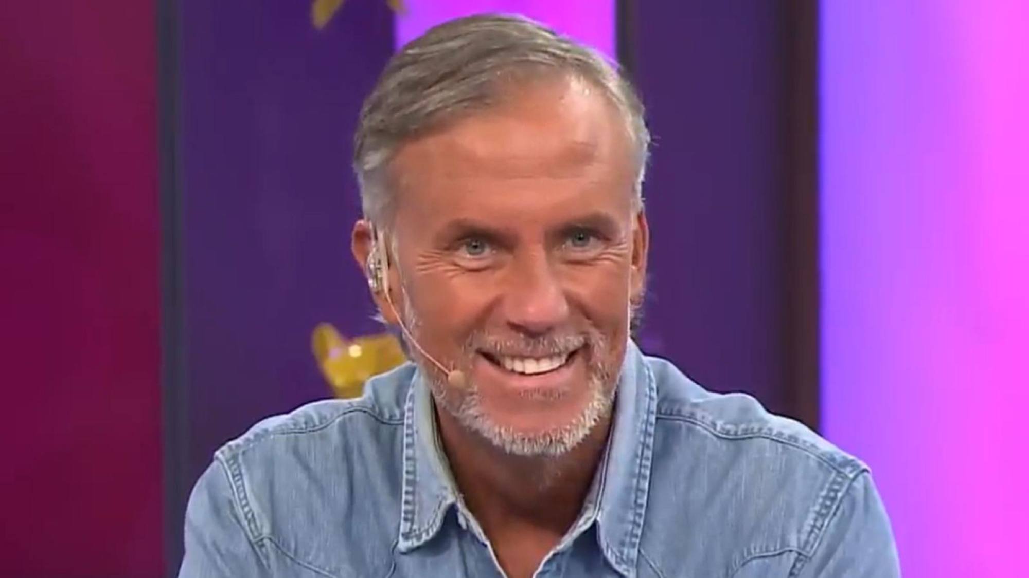 Felipe Vidal apareció con su nueva polola en una fiesta: Es periodista y trabaja en Canal 13