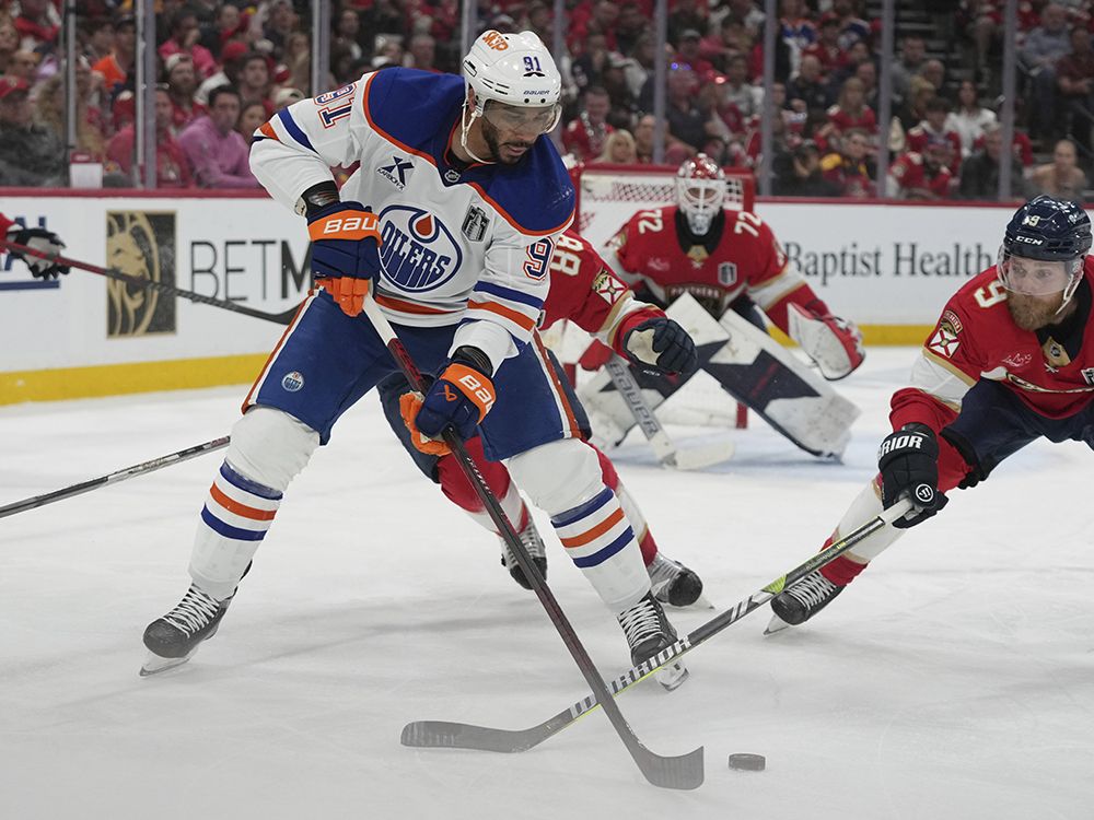 Canucks betting Evander Kane can still be a physical leader