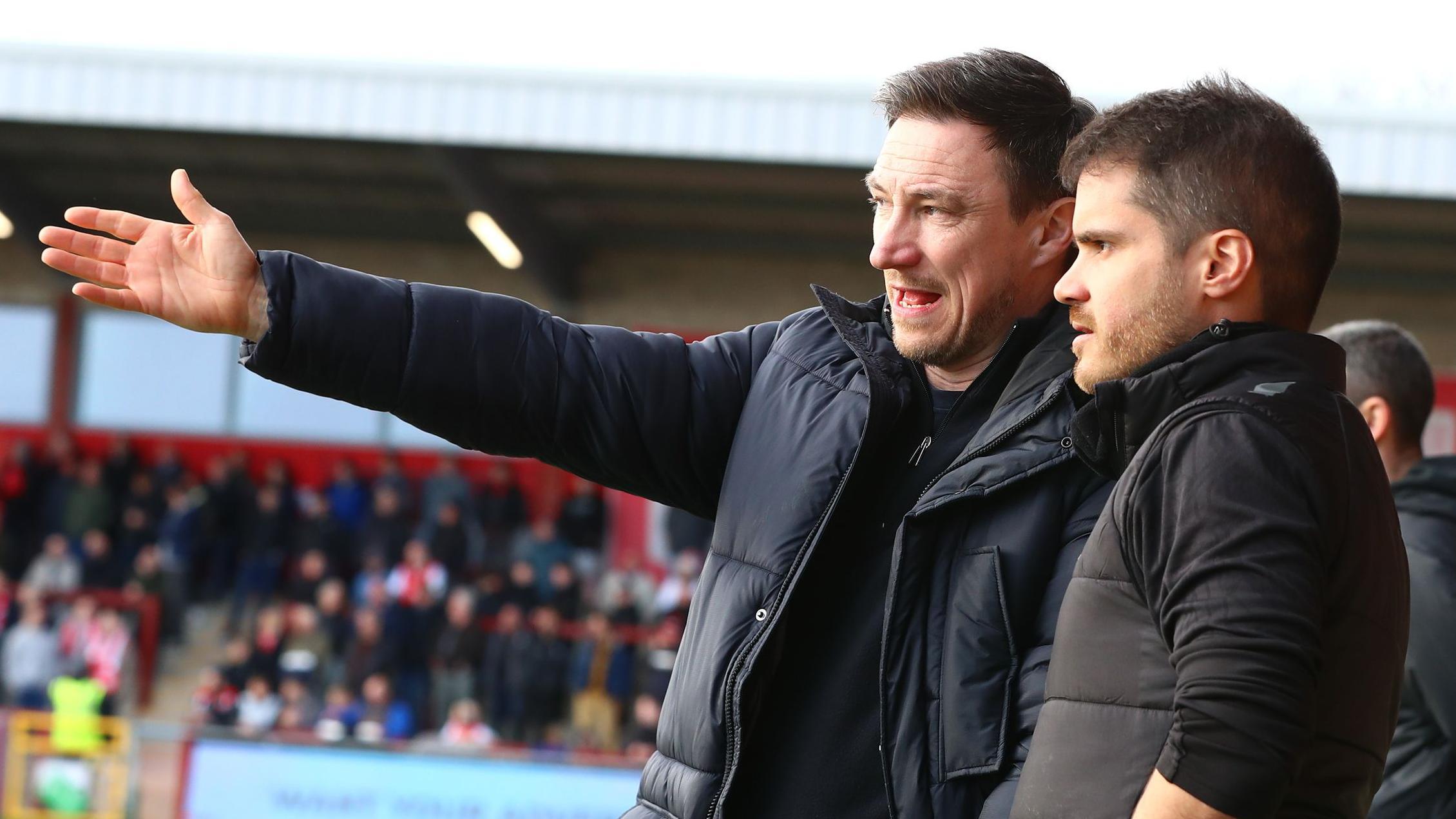 Coach Alves leaves Notts after Paterson appointment