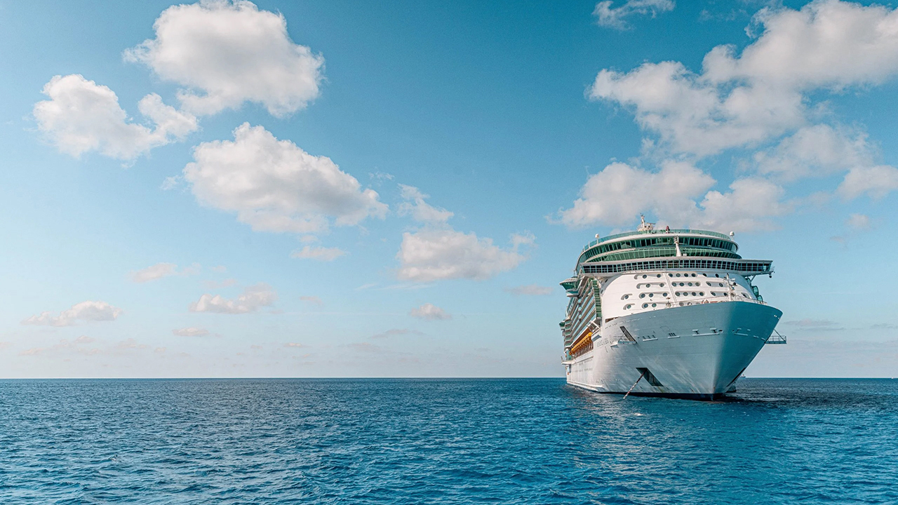 7 Things You Should Never Purchase While on a Cruise