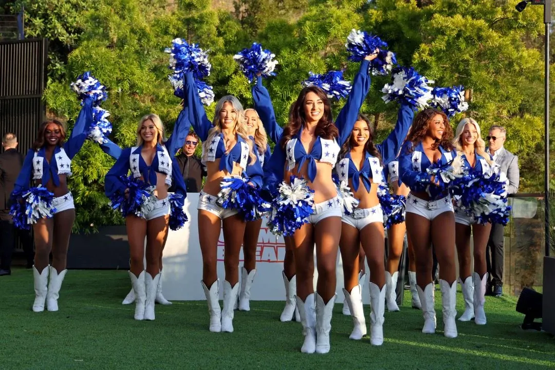 Dallas Cowboys Cheerleaders' 400 Percent Raise Has Everyone Asking: How ...