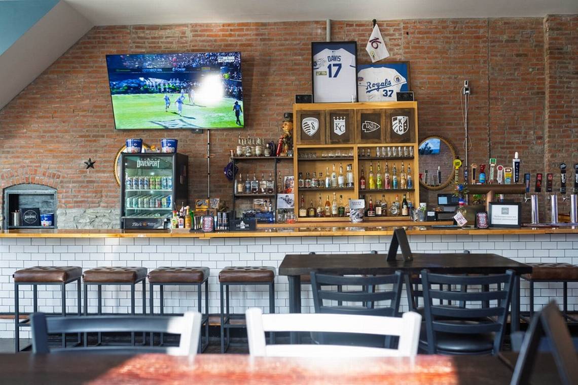 After just over a year, Kansas City area bar will say goodbye this weekend