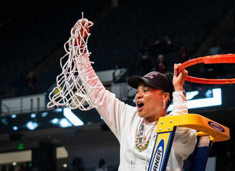 Dawn Staley Receives Something for the First Time in Her 25-Year Career