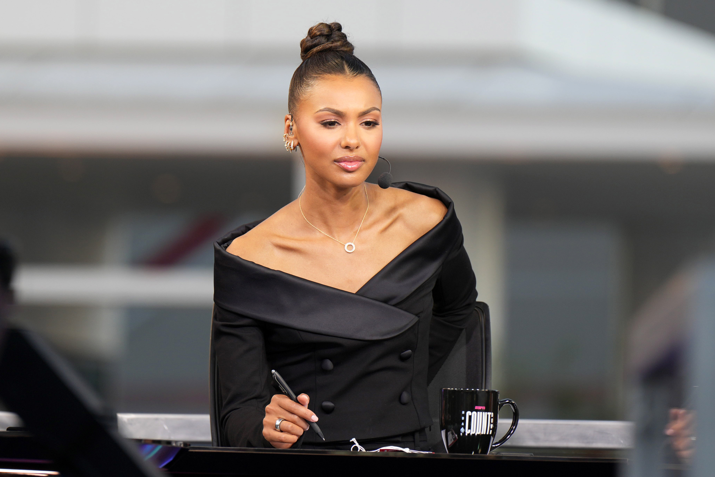 Malika Andrews makes brutal ‘Colin Cowherd’ mistake during NBA Draft