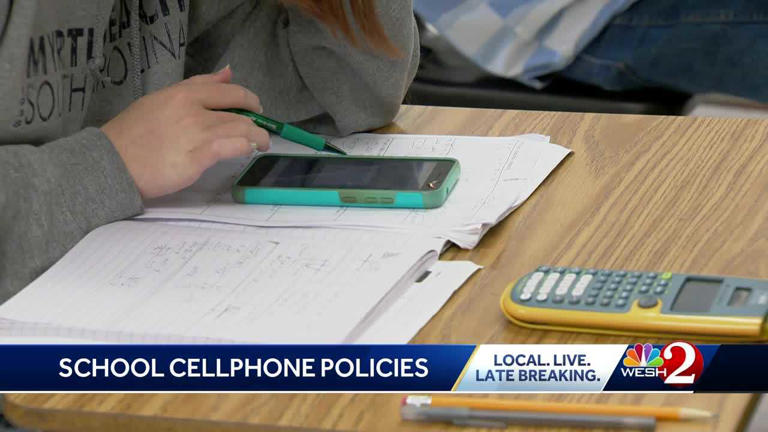 Brevard County school leaders considering 'bell-to-bell' cell phone ban